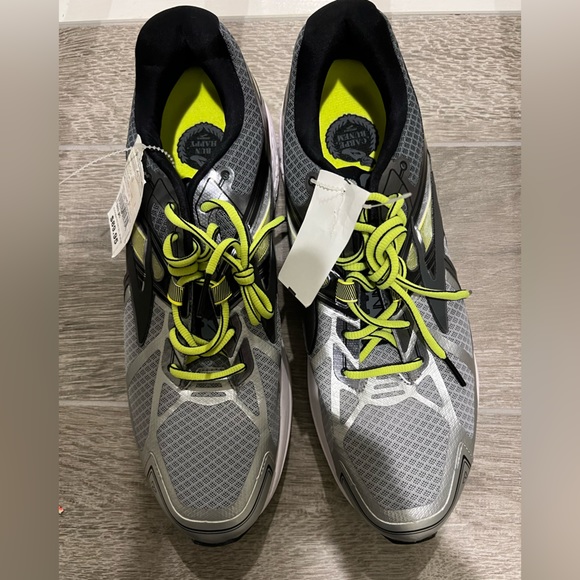 Brooks | Shoes | Brooks Dna Sneakers | Poshmark